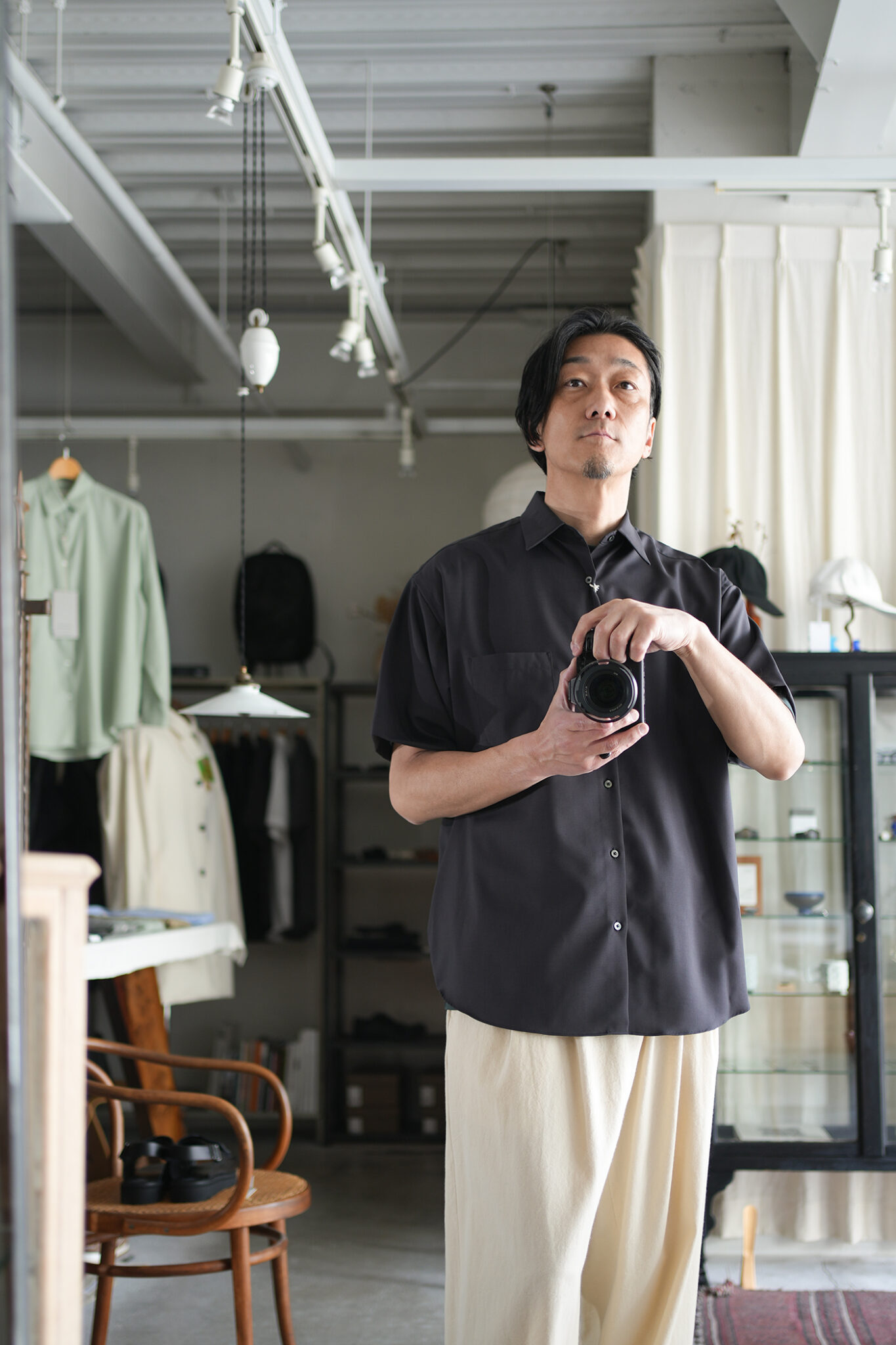 「MARKAWARE」ORGANIC WOOL 2/80 TROPICAL COMFORT FIT S/S SHIRT | ANOTHER LOUNGE