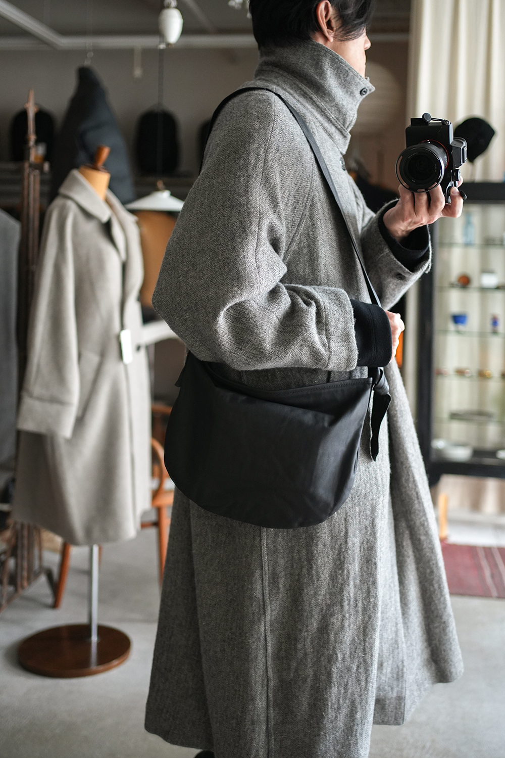 「REN」zipサークルショルダーS やぎ革・ベアー | ANOTHER LOUNGE