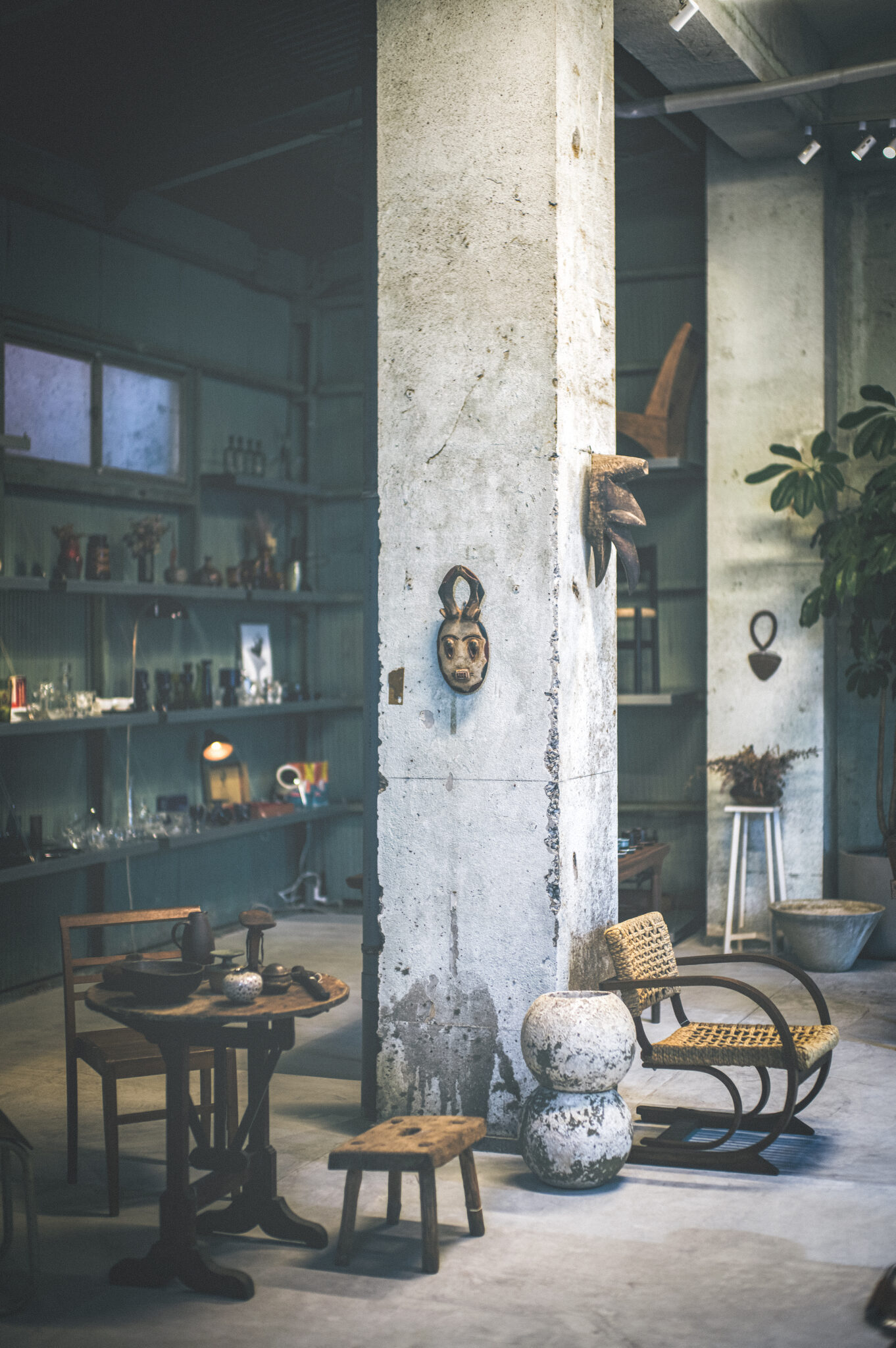 COMMON UNCOMMON | ANOTHER LOUNGE